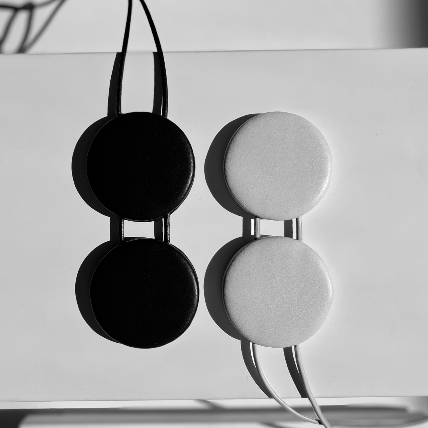 Toruss - Colar 2 Circulos OFF WHITE